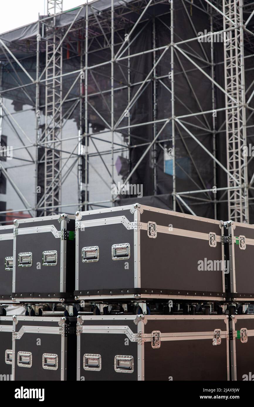 Boxes for musical equipment. Shipping case. Boxes for concert equipment ...