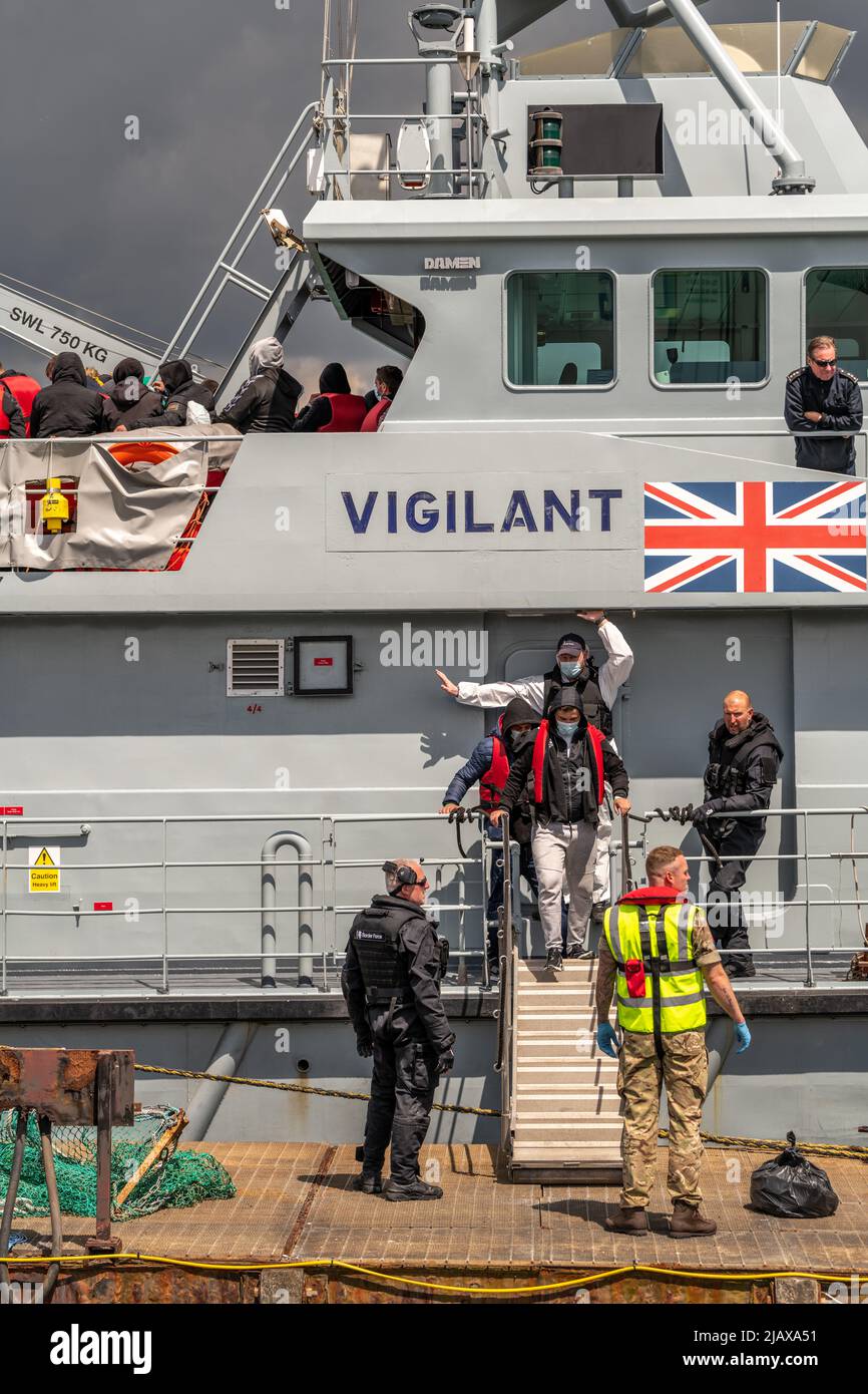 Hms vigilant hi-res stock photography and images - Alamy