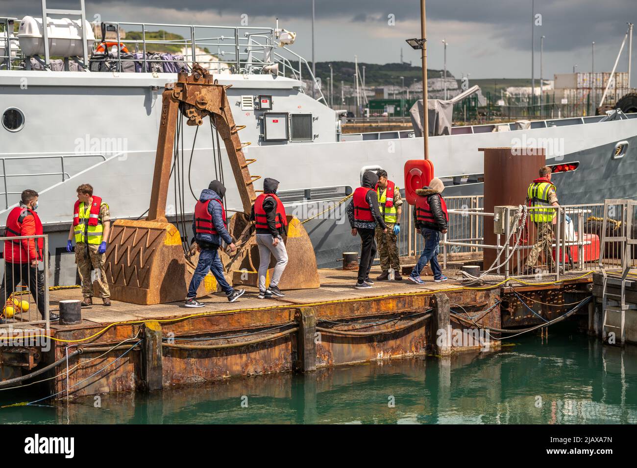 Hms vigilant hi-res stock photography and images - Alamy