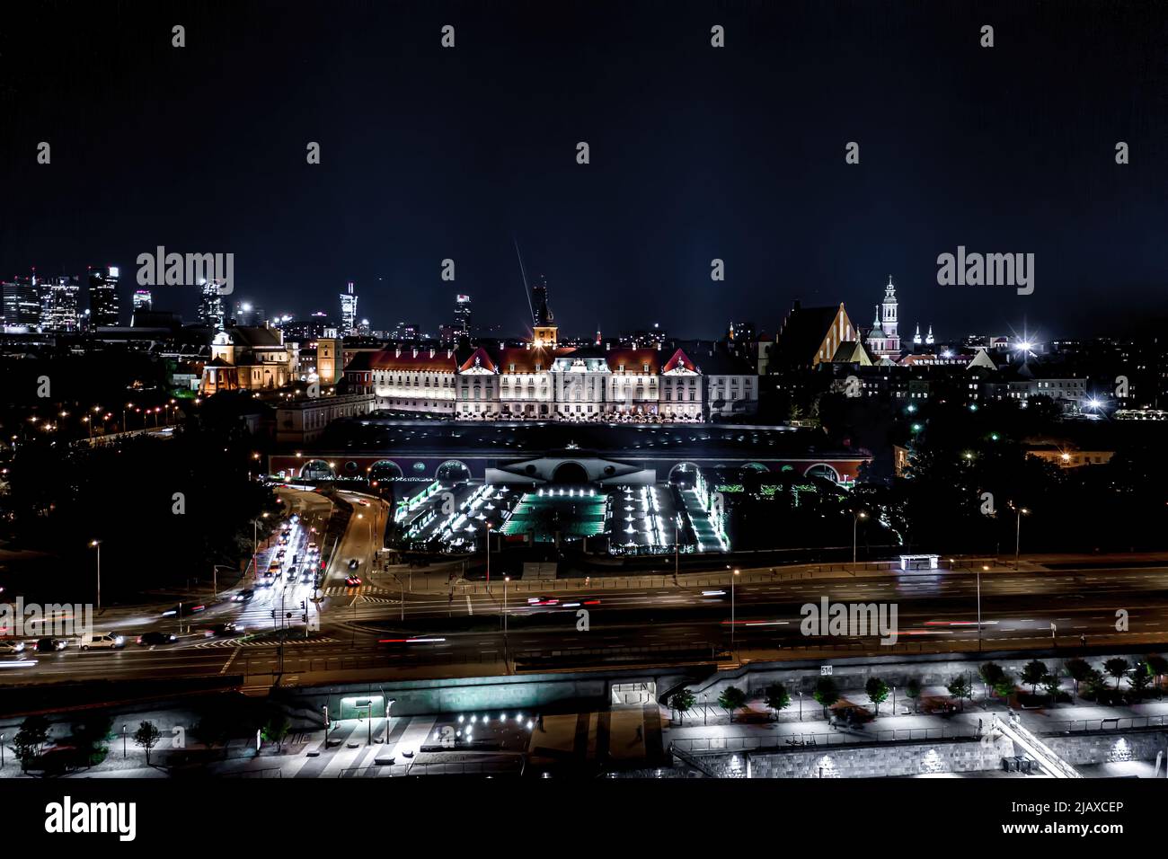 Warsaw by night in Poland, Castle Square in the Old Town, urban Stock ...