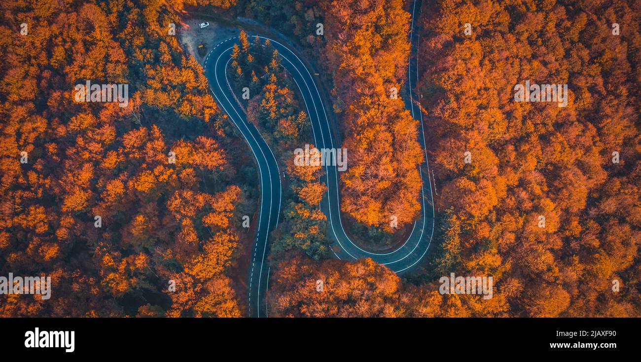 Top view of Transfagarasan mountain road Stock Photo - Alamy