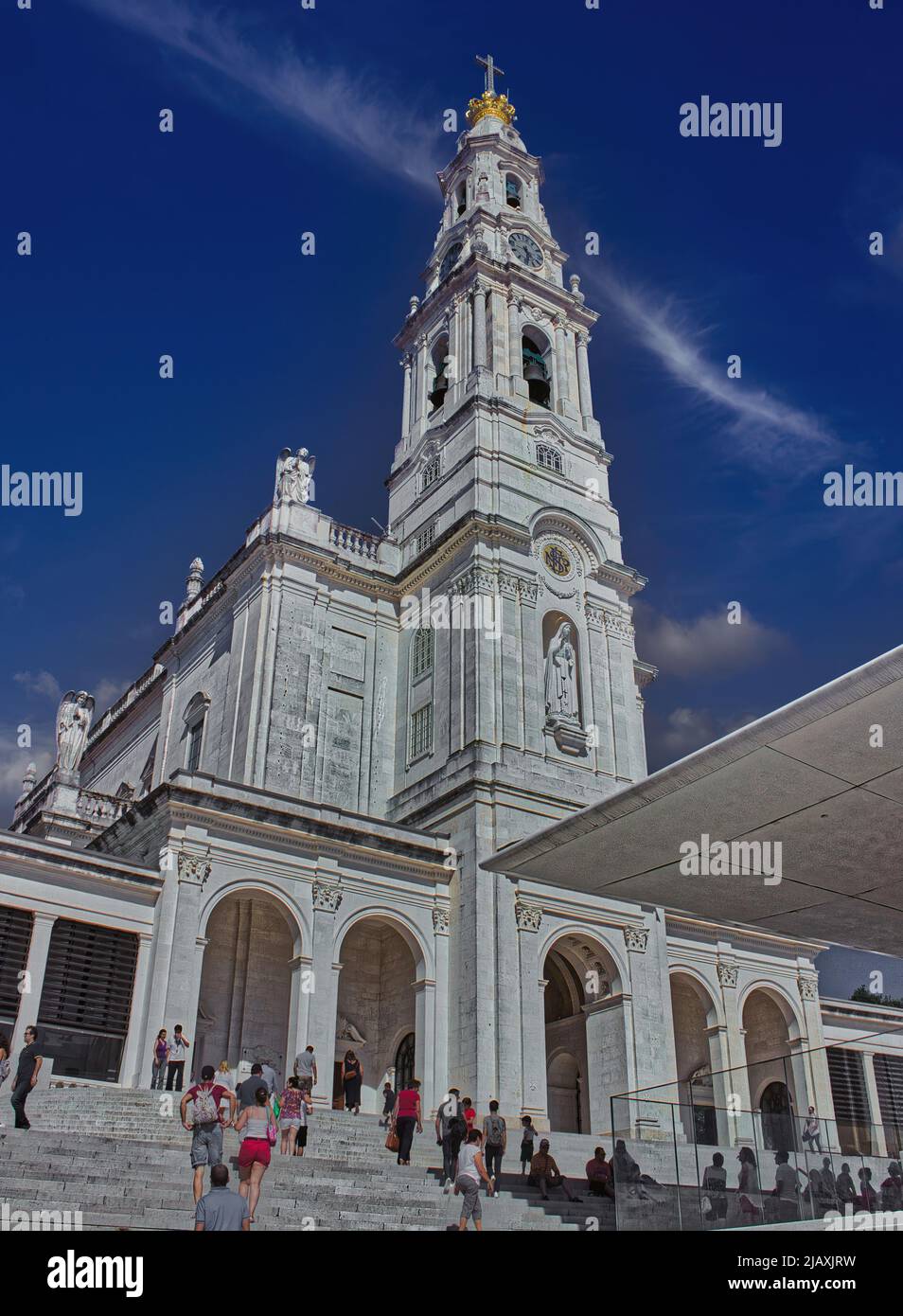 Pilgrims flocking to the famous Sanctuary of Our Lady of Fatima ...