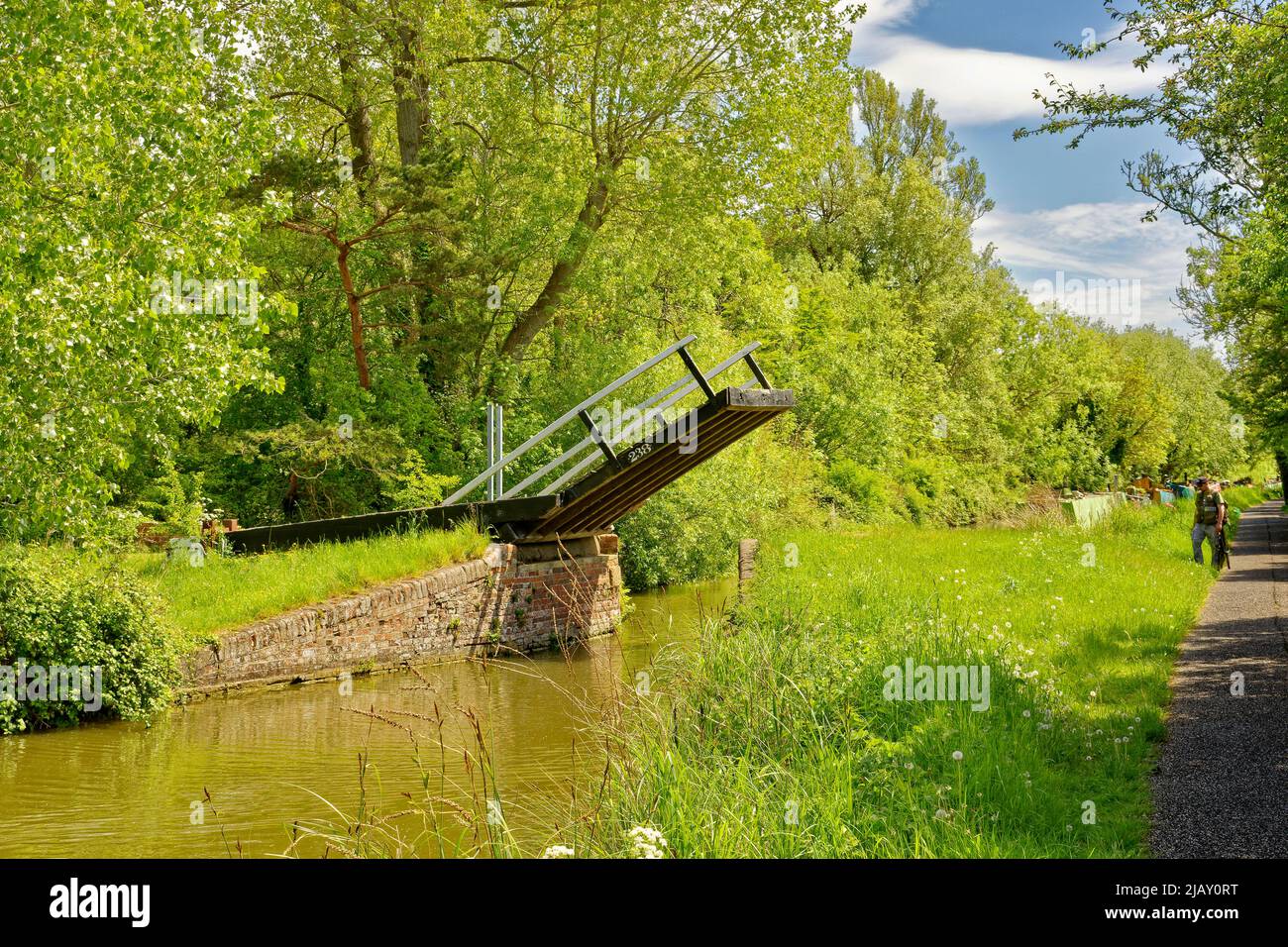 OXFORD CITY THE OXFORD CANAL AND A SMALL DRAWBRIDGE NUMBER 238 Stock ...