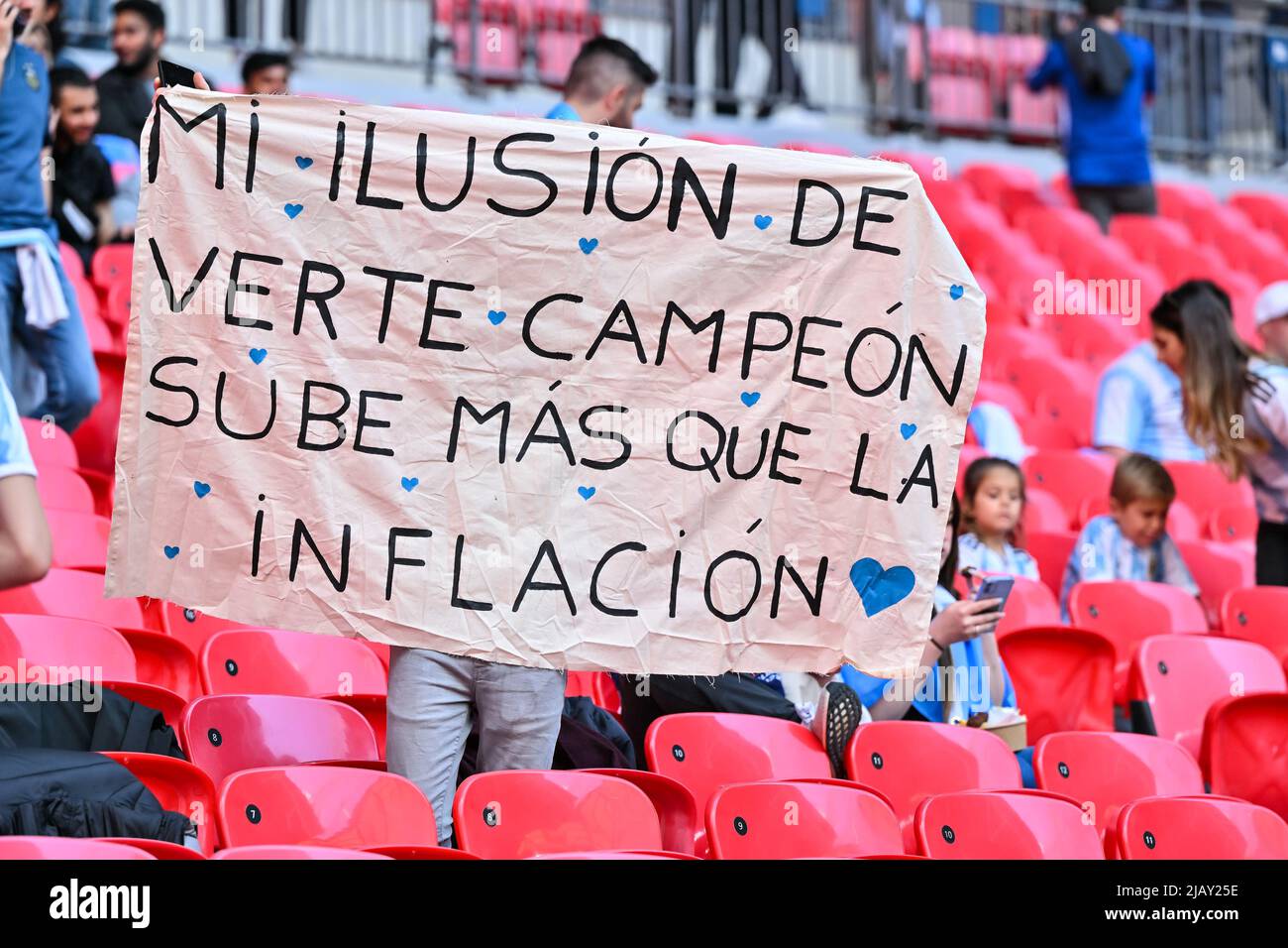 Finalissima argentina champion 2022 hi-res stock photography and images ...