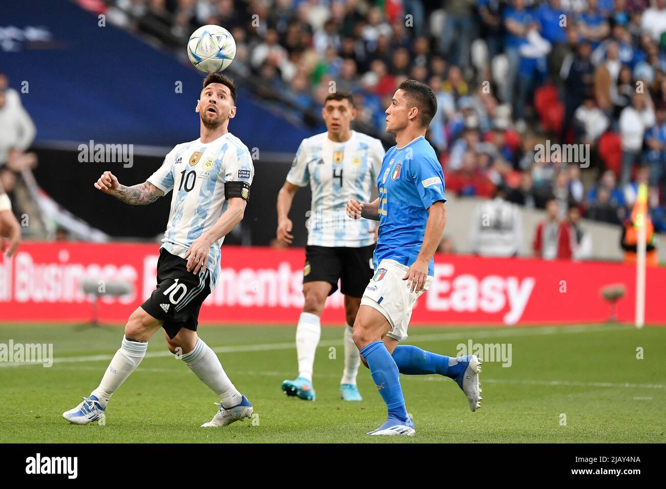 London, France. 01st June, 2022. Lionel Messi of Argentina and Lorenzo ...