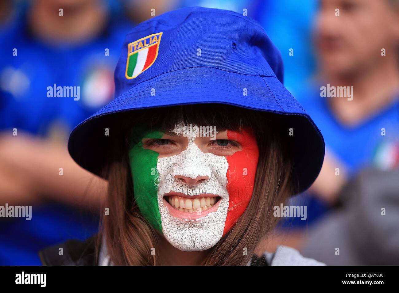 Italian fan hi-res stock photography and images - Alamy