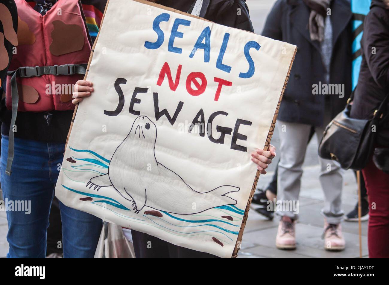 Thames water sewage protest hi-res stock photography and images - Alamy