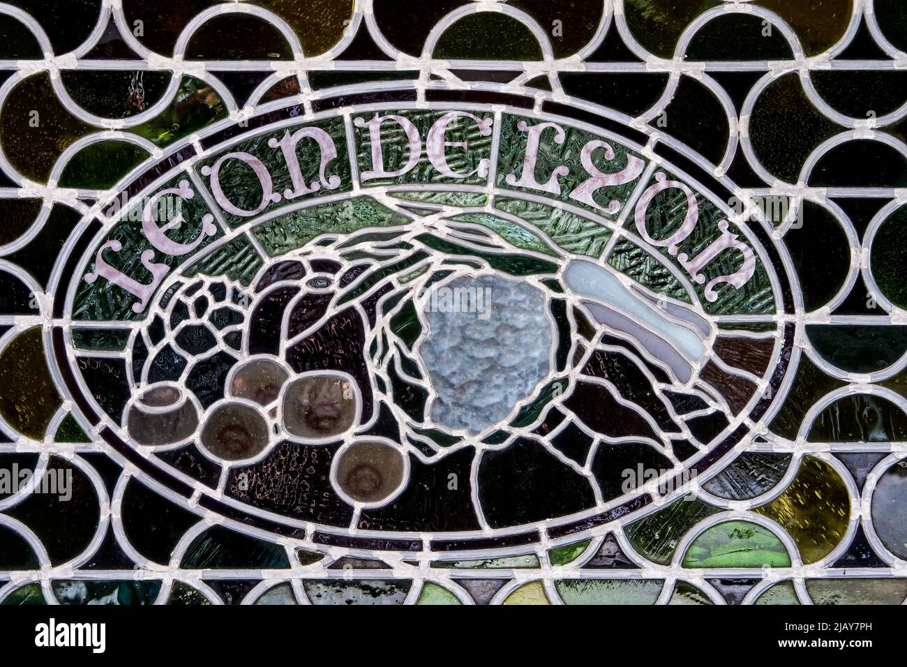 Stained-glass window, Leon de Lyon restaurant, Croix-Rousse district ...