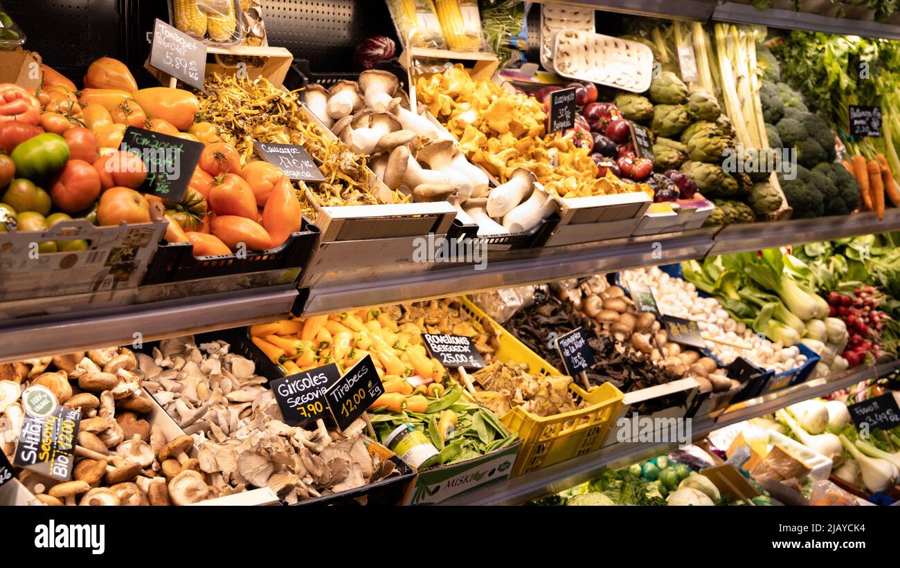 Vegetables stall in the marketplace in Barcelona, grocery store retail ...