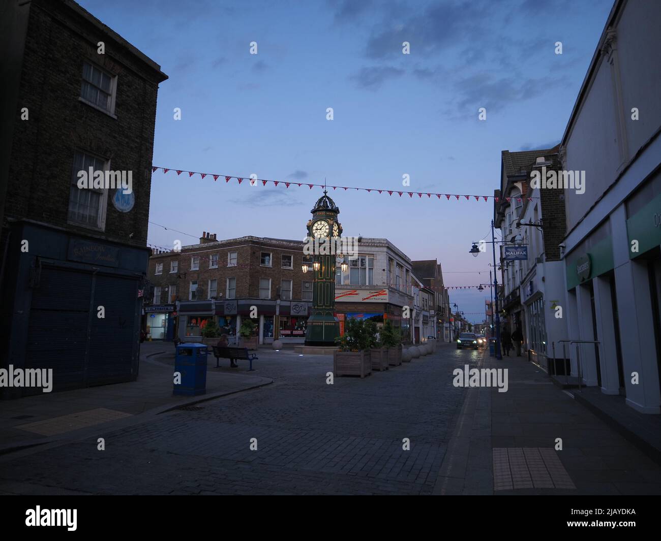 Sheerness, Kent, UK. 1st June, 2022. Iconic 120-yr-old Sheerness clock ...