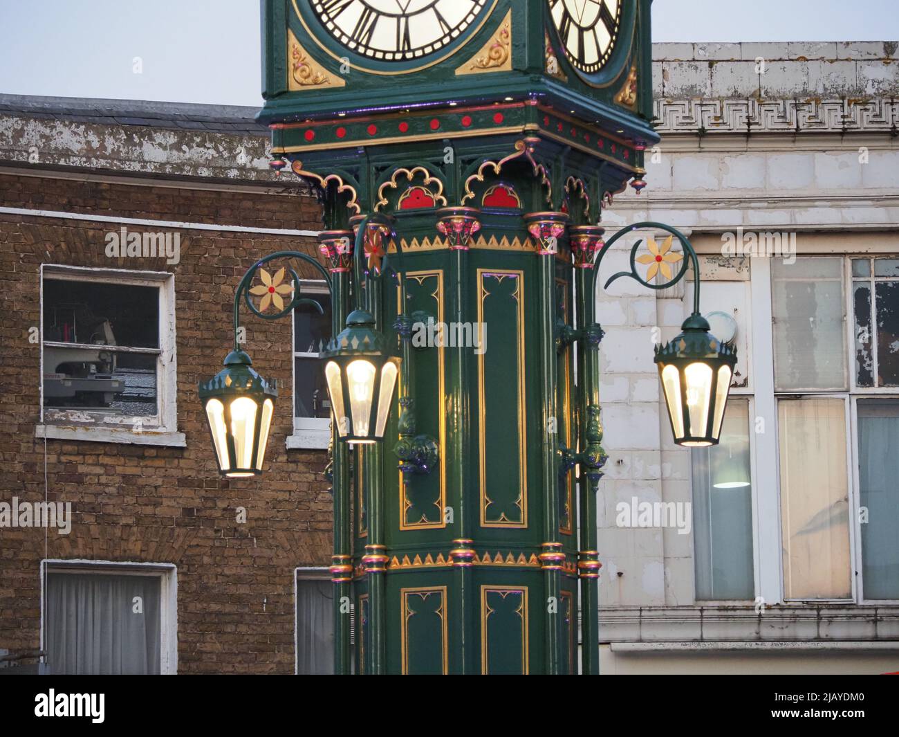 Sheerness, Kent, UK. 1st June, 2022. Iconic 120-yr-old Sheerness clock ...