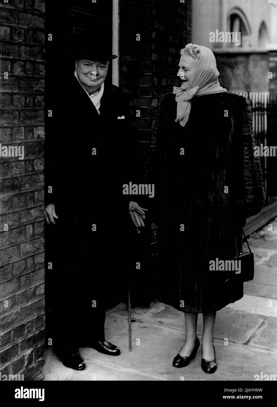 Sir winston churchill and his wife lady clementine hi-res stock ...