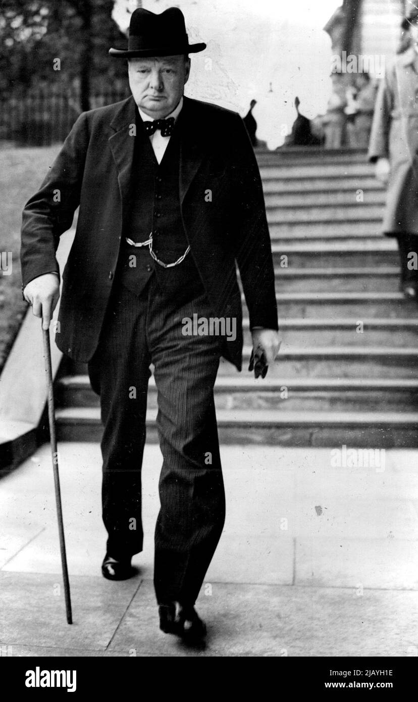 Neville chamberlain winston churchill hi-res stock photography and ...