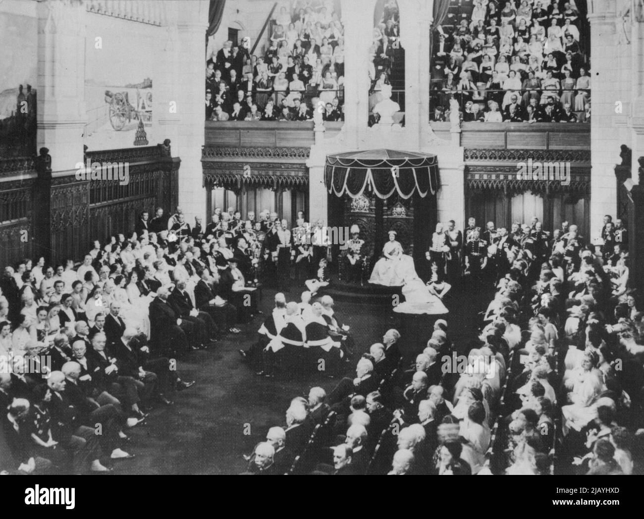 First Original Pictures Of King And Queen In Canada - By Air Across ...