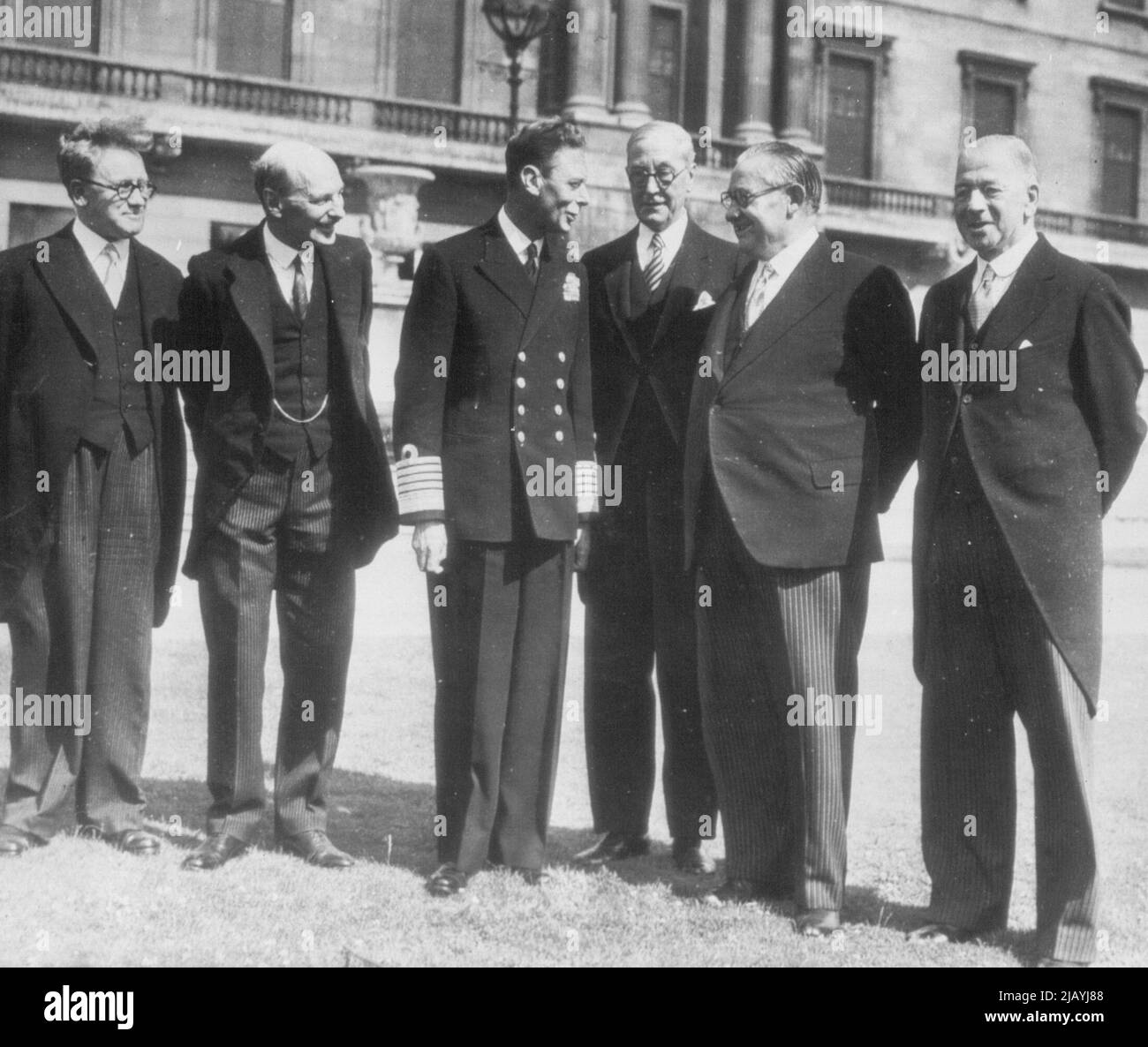 British foreign minister ernest bevin hi-res stock photography and ...