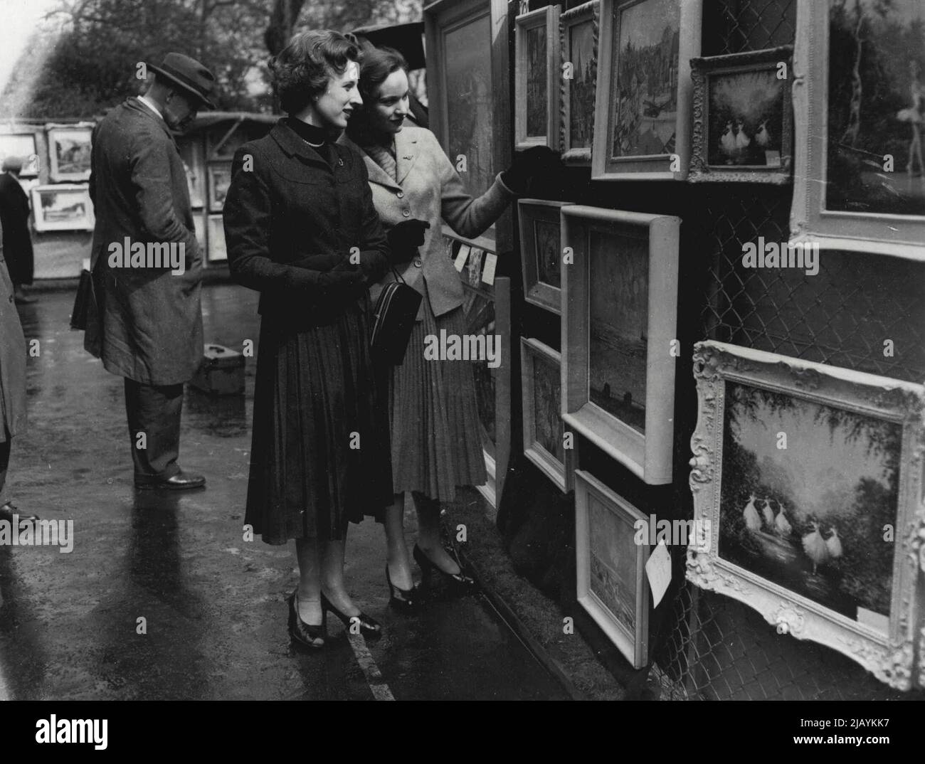 Embankment Academy -- Miss Claire Baring (left) and Carina Boyle take a ...