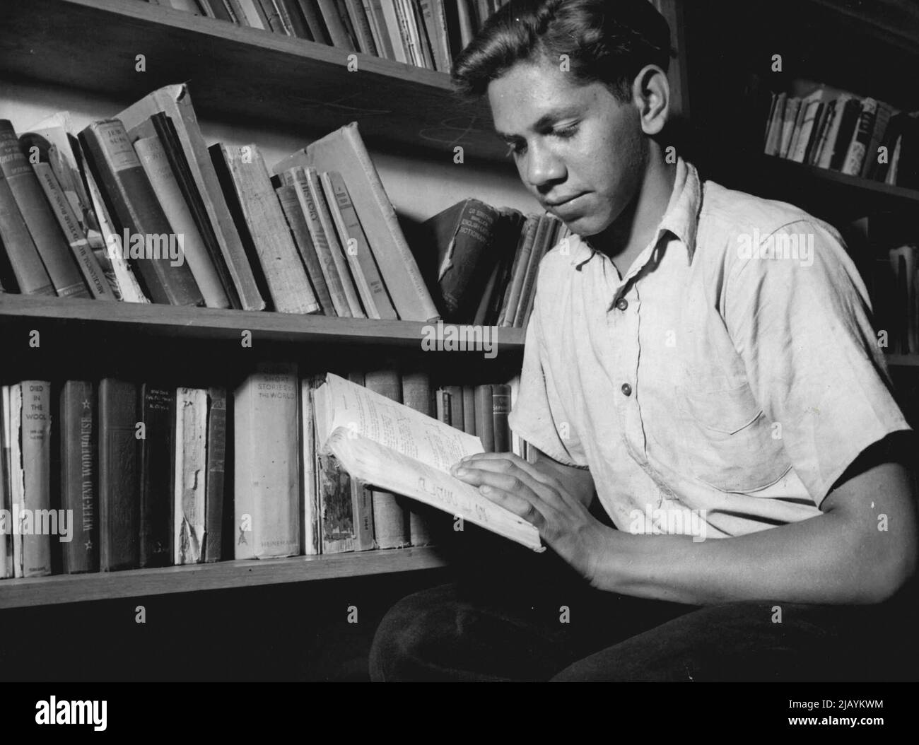 Assimilation aboriginal hi-res stock photography and images - Alamy