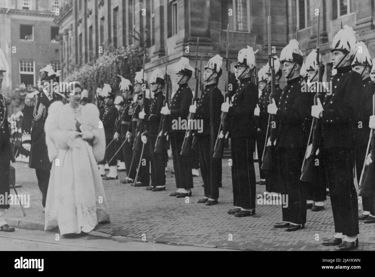 Princess Margaret Inspects Dutch Guard Of Honour -- Princess Margaret ...