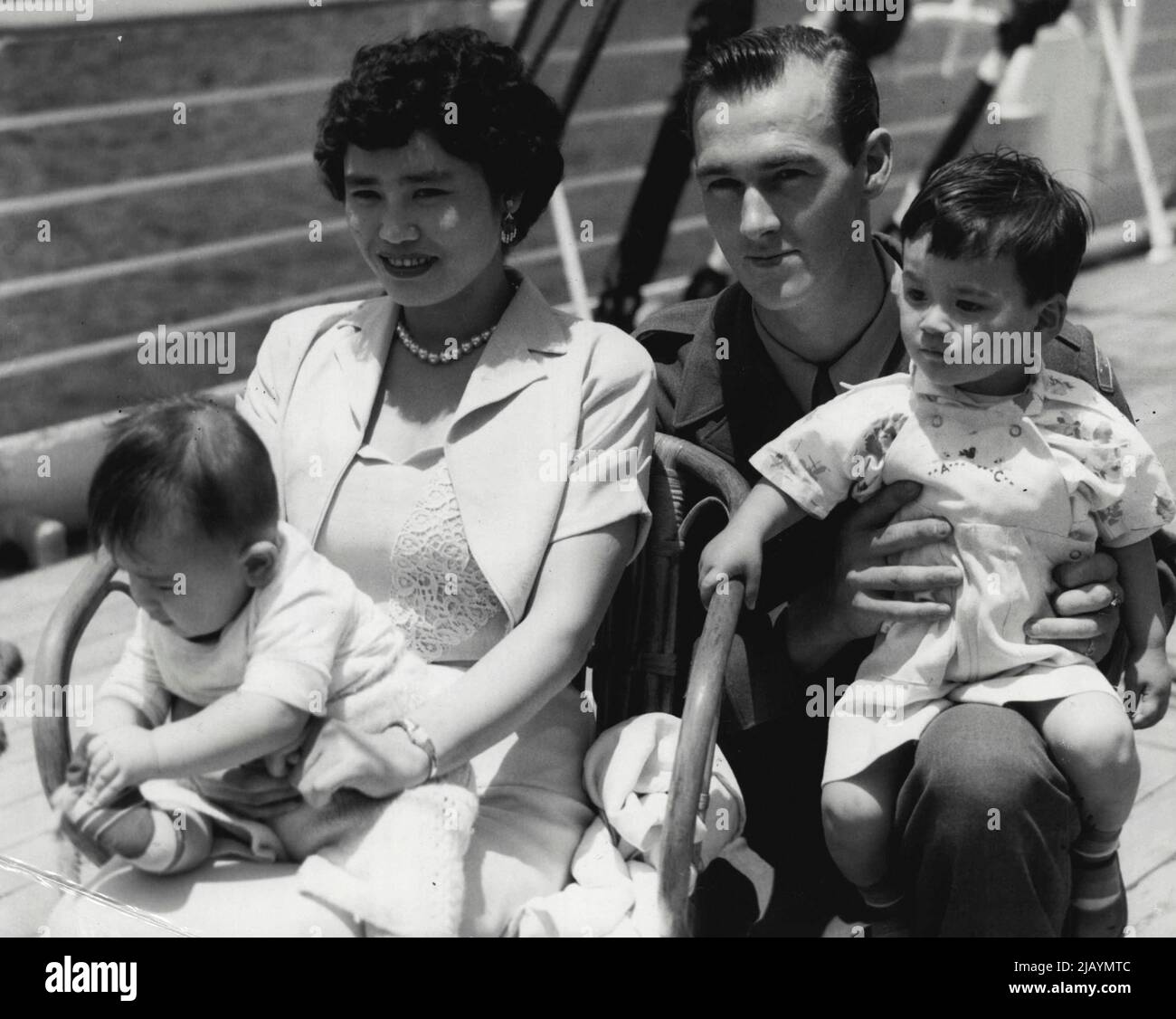 Korean Wife - Australian soldier Corporal L. V. Cartwright, 23, arrived ...