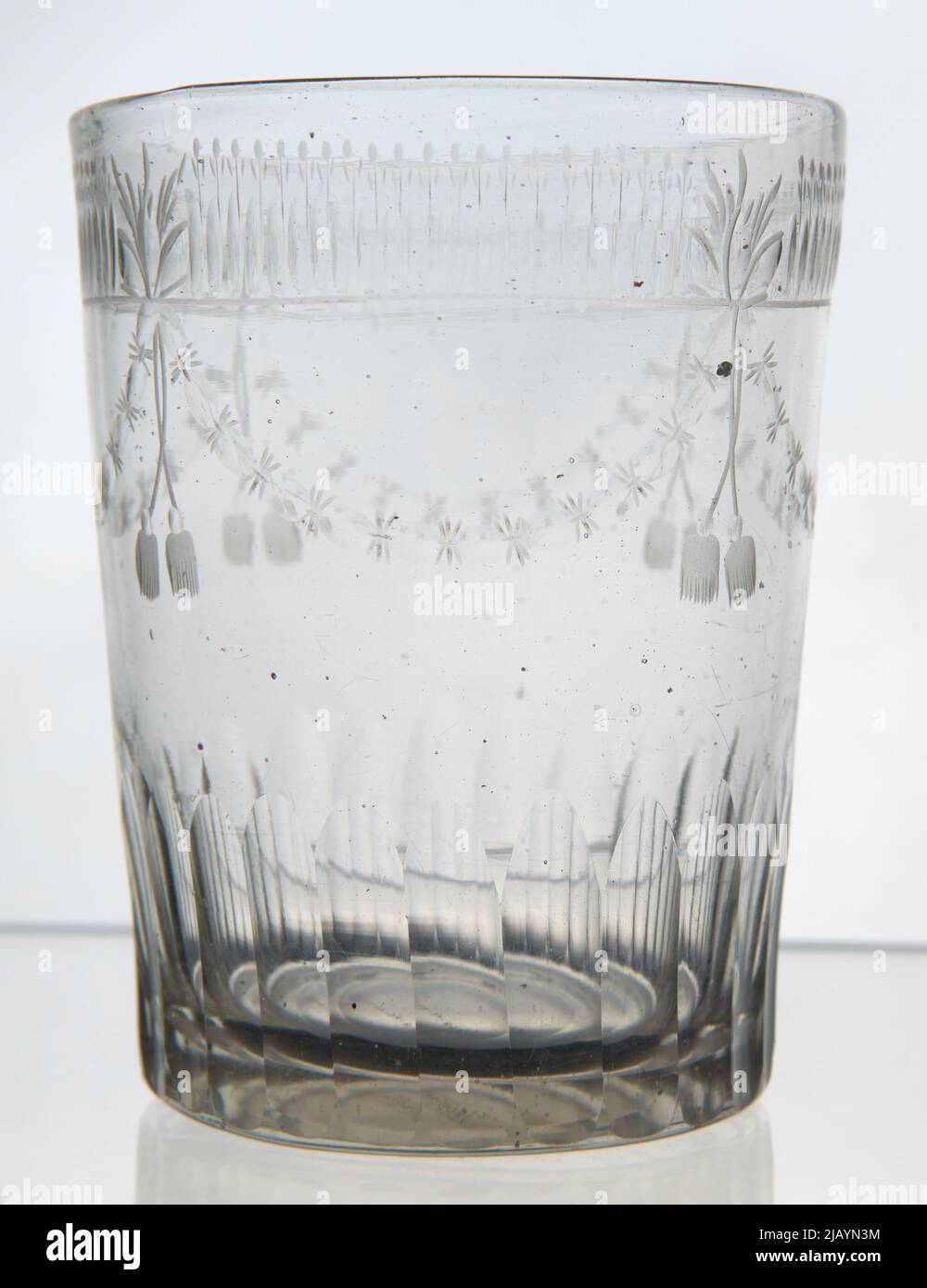 Silica glass production hi-res stock photography and images - Alamy