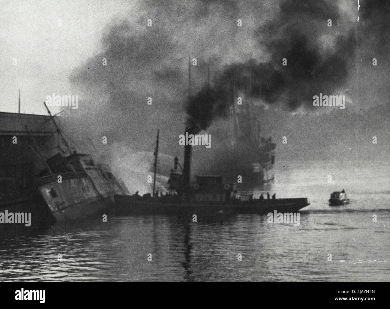 Destroyed battleship hi-res stock photography and images - Alamy