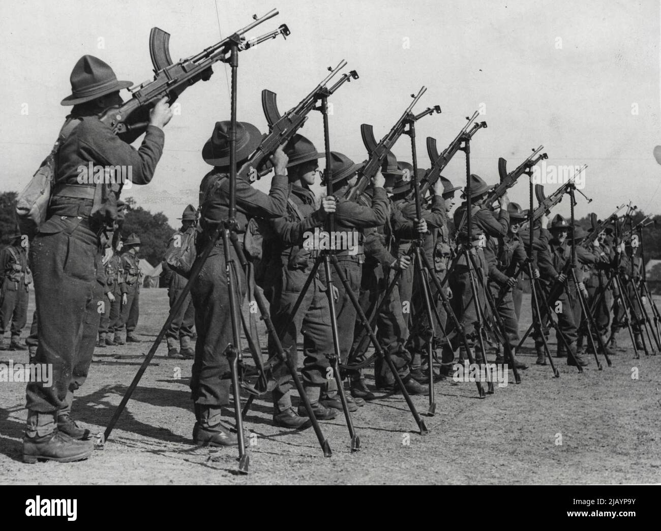 New zealand troops hi-res stock photography and images - Alamy