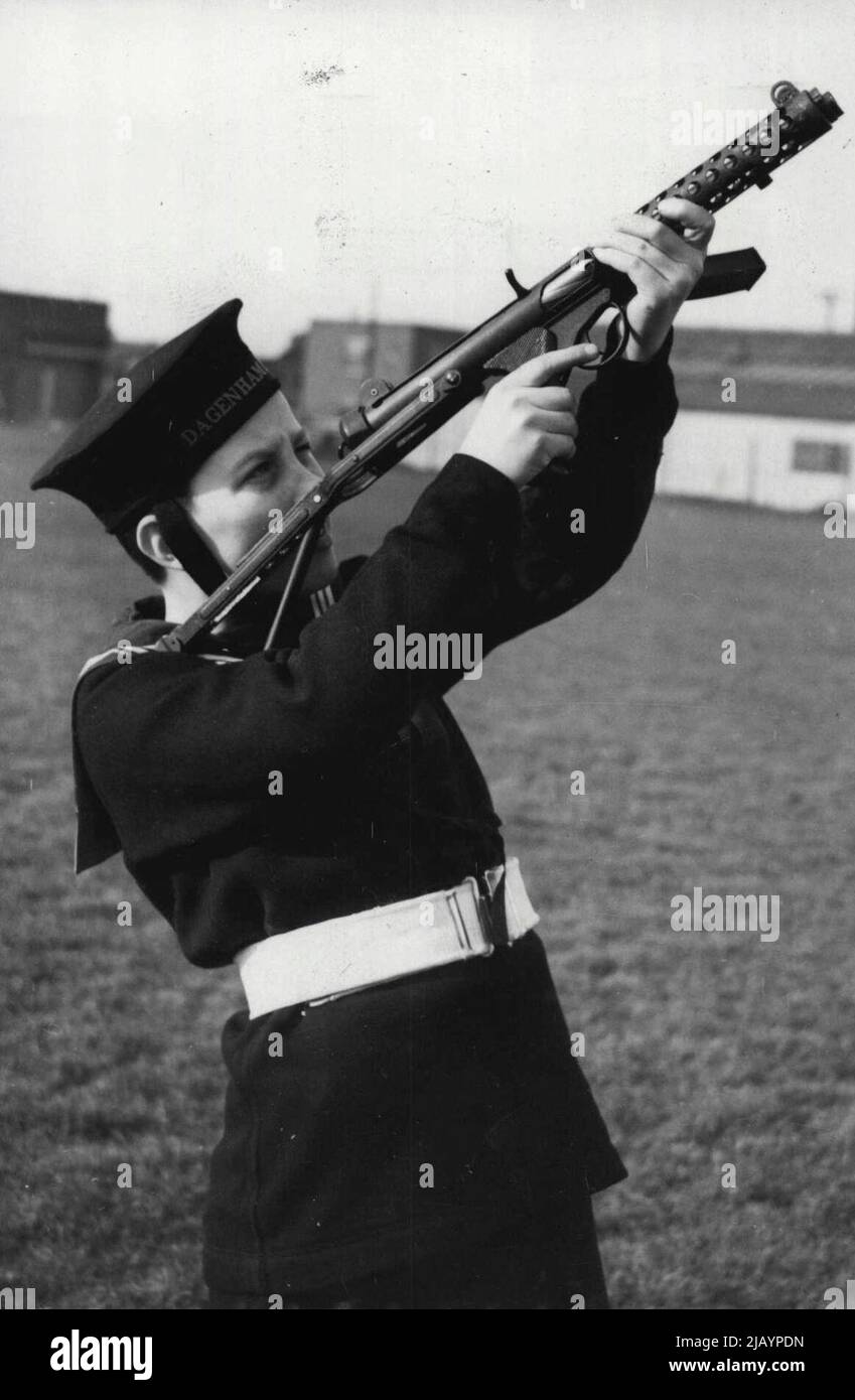 New Weapon For The British Army: A 12 year old see Cadet demonstrates ...