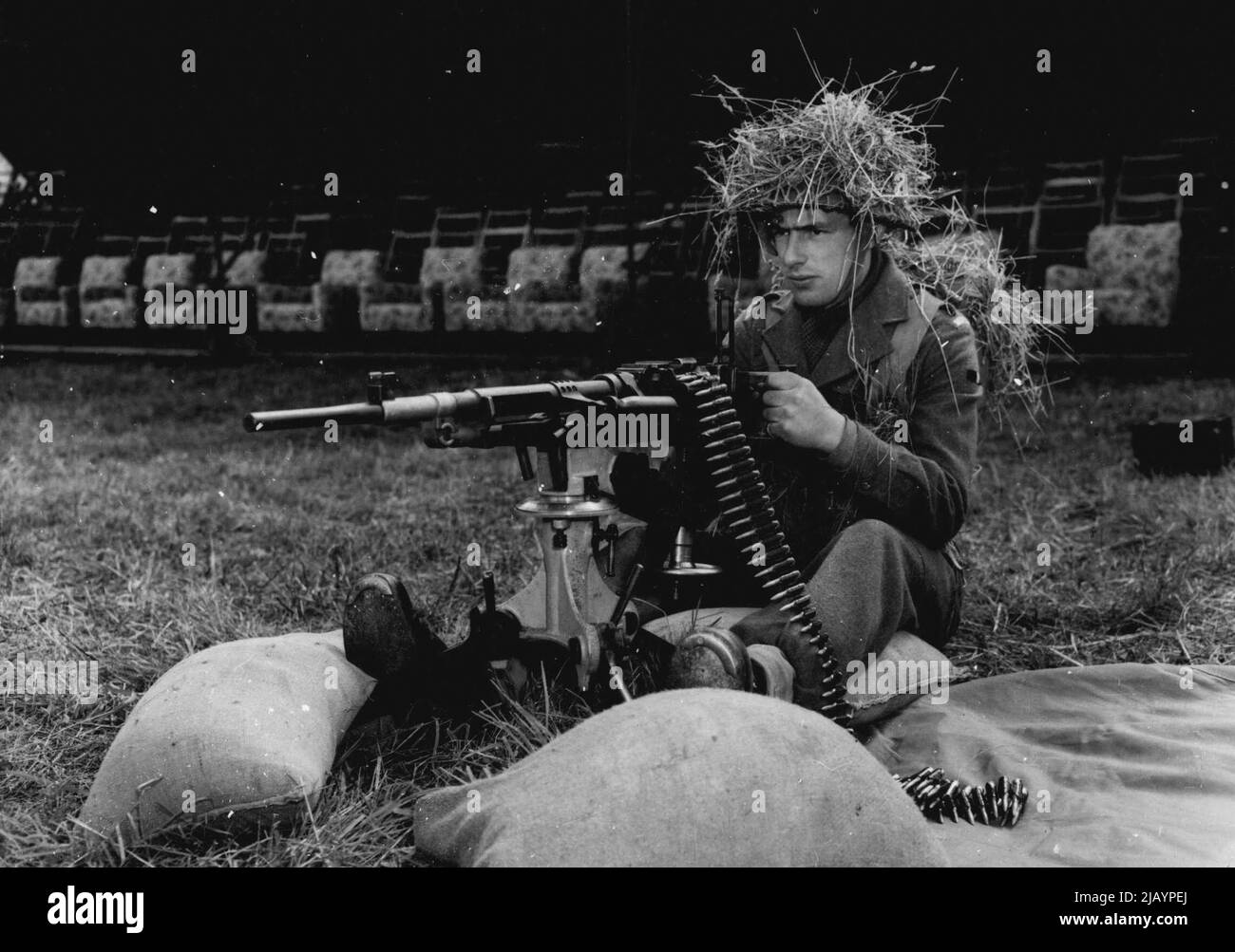 The New .280 Machine Gun On Show: The new .280 sustained fire machine ...