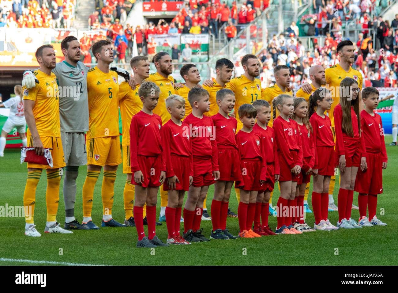 Wales football team photo hi-res stock photography and images - Alamy