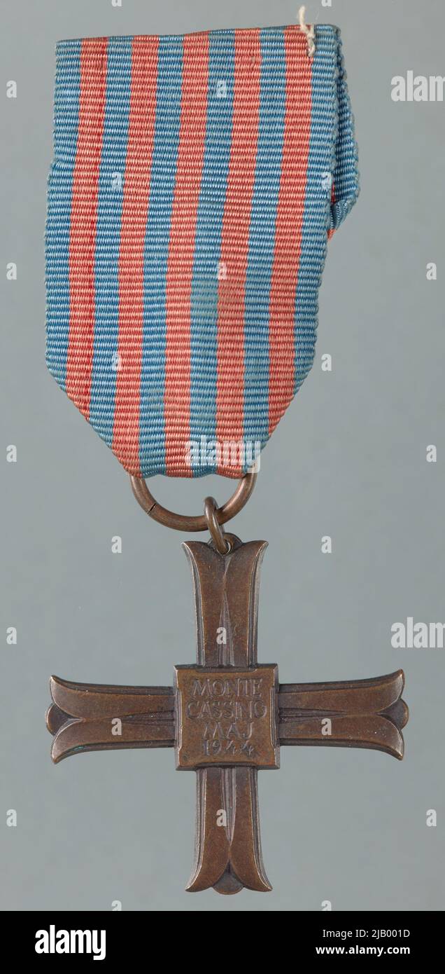 Memper hi-res stock photography and images - Alamy