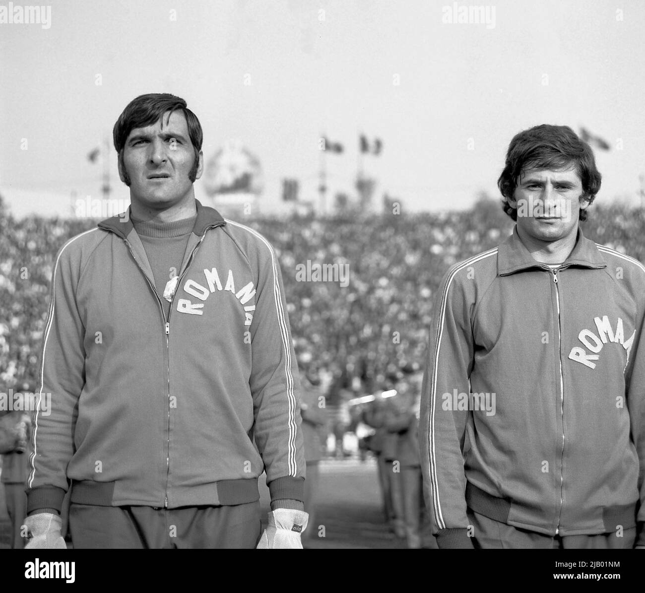 Romanian footballers Rica Raducanu & Cornel Dinu playing for "Dinamo ...