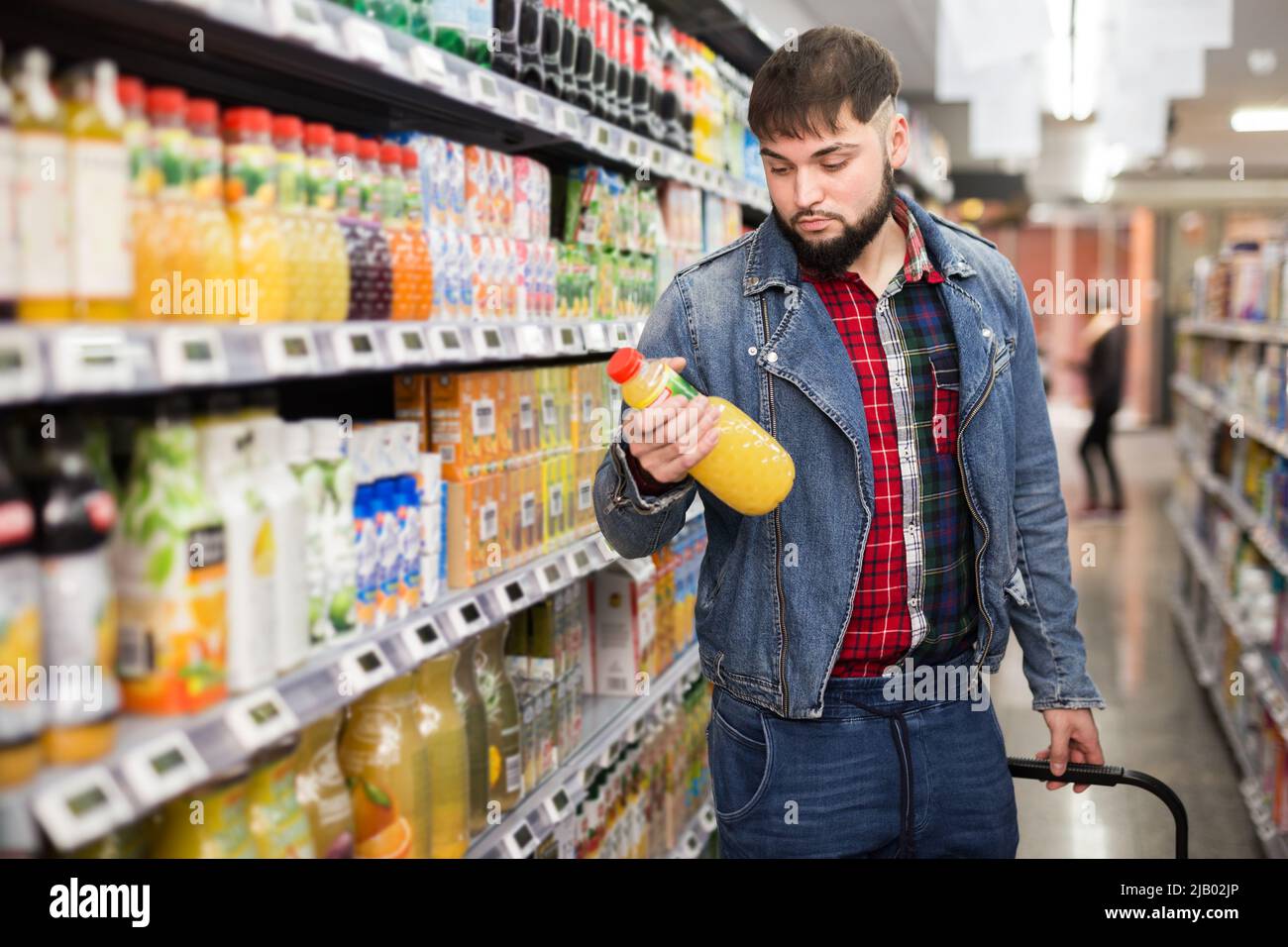 Soft drinks as offer to hi-res stock photography and images - Alamy