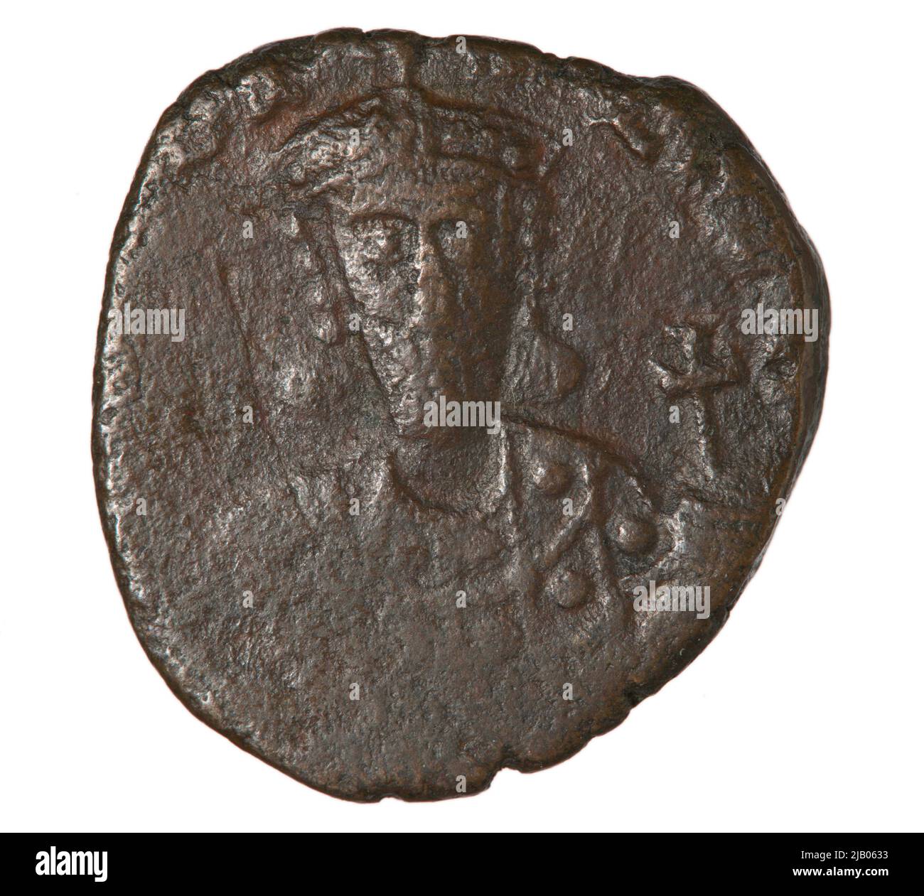 Byzantine Empire, Constantine VII (913 959), Constantinople 945 CE, bronze (AE) Falked it (641 6 ...