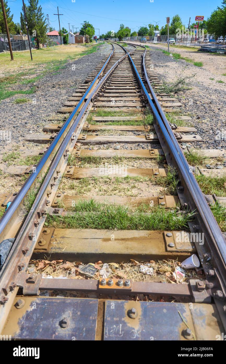 Cruces a nivel hi-res stock photography and images - Alamy