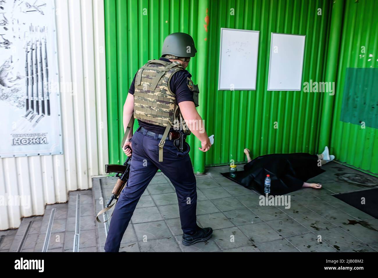 Soledar, Ukraine. 01st June, 2022. (EDITORS NOTE: Image depicts death)A ...