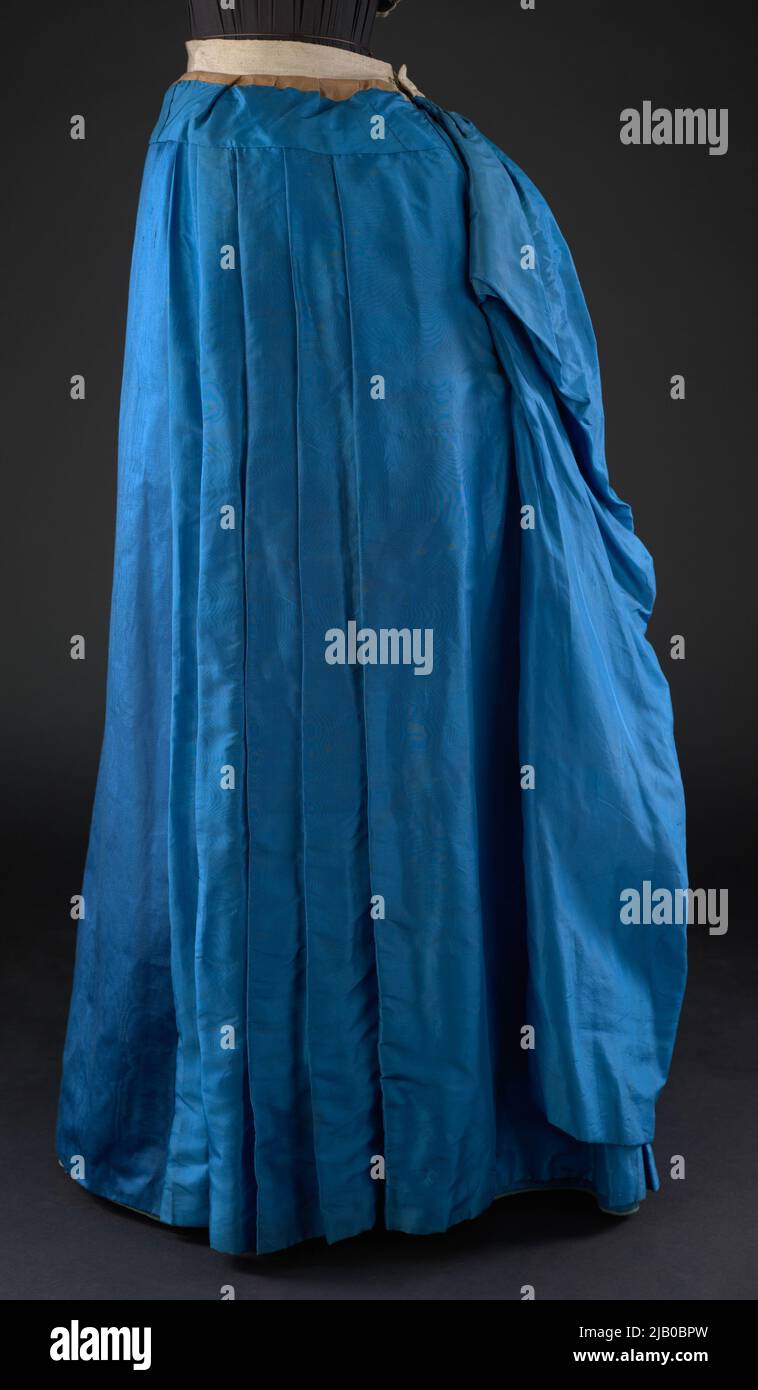 Turnure hi-res stock photography and images - Alamy