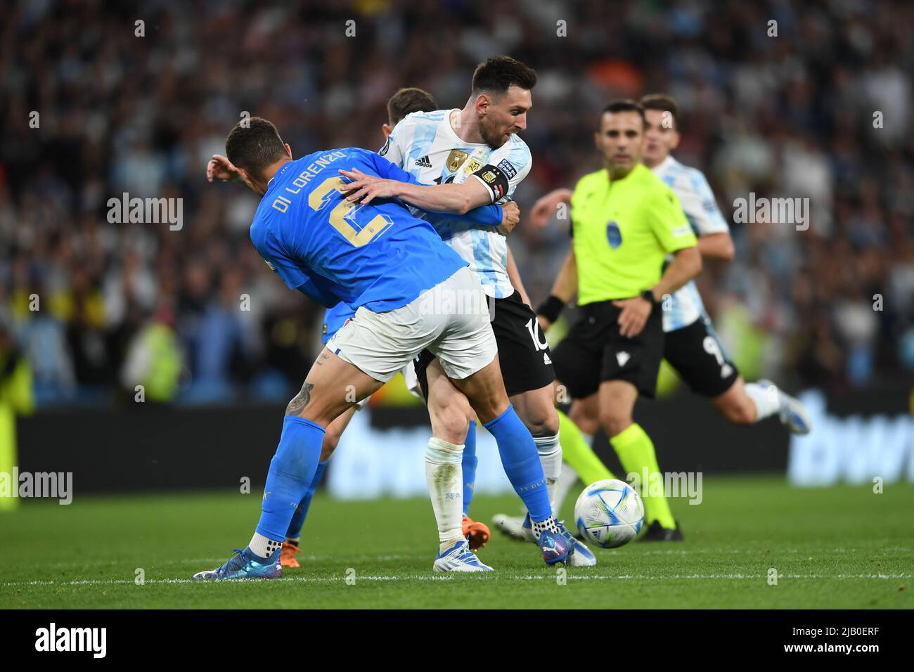 Giovanni Di Lorenzo (Italy)Lionel Messi (Argentina) during the Uefa ...