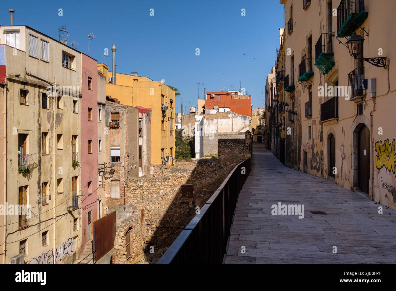 Tarragona, Spain. 28th May, 2022. Old buildings in the medieval old ...