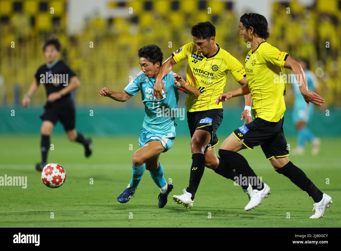 Sankyo Frontier Kashiwa Stadium, Chiba, Japan. 1st June, 2022. (L to R ...