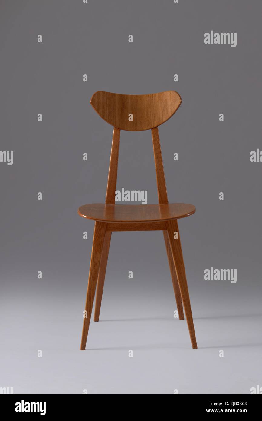 Chair history historical hi-res stock photography and images - Alamy