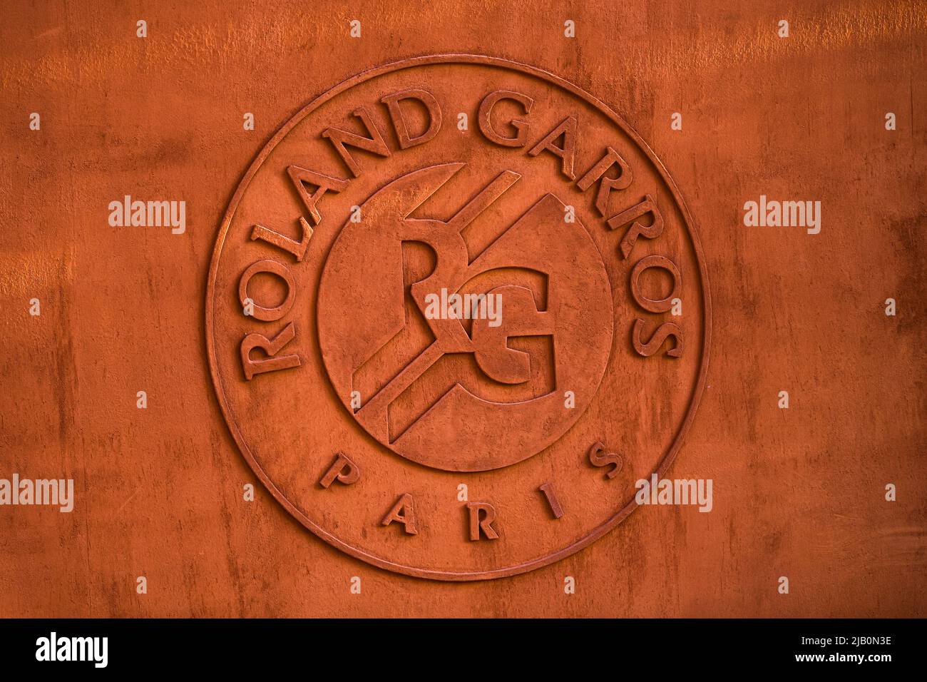 Atmosphere (illustration) with the official logo of Roland-Garros ...