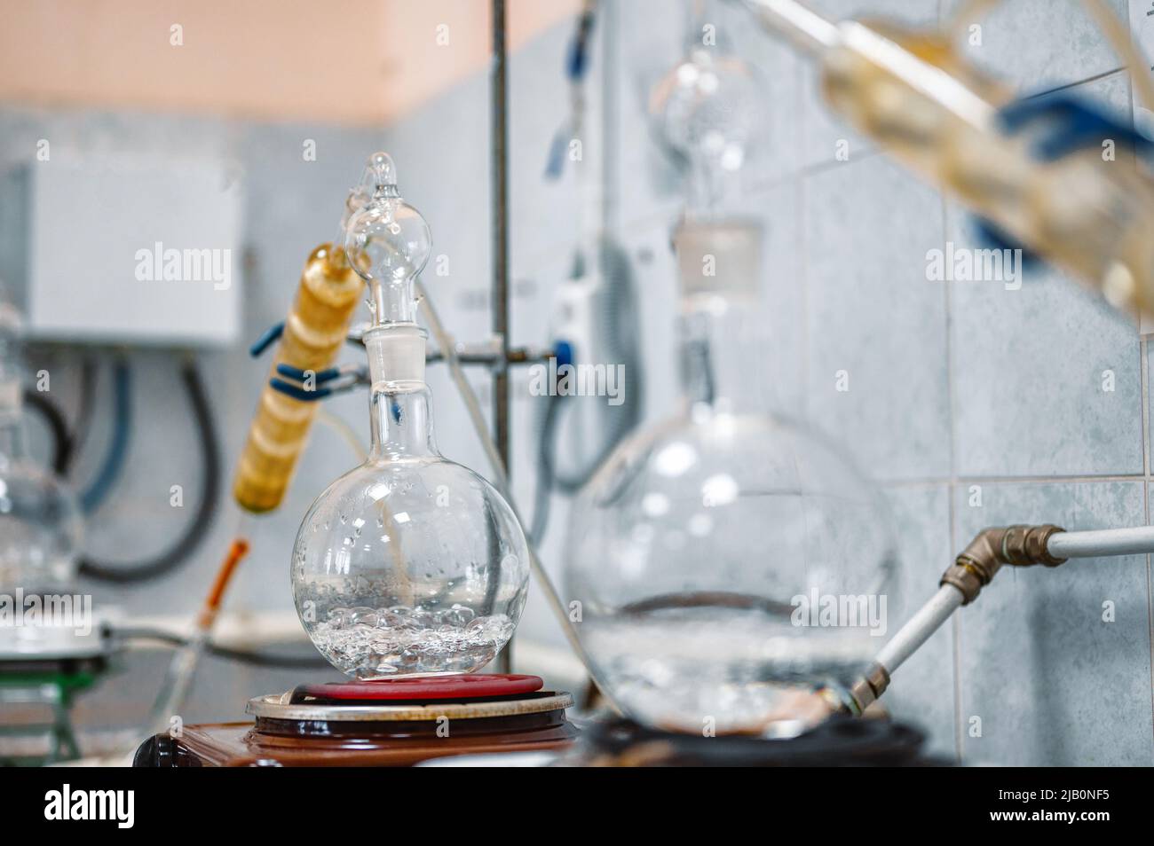 Distillation process hi-res stock photography and images - Alamy