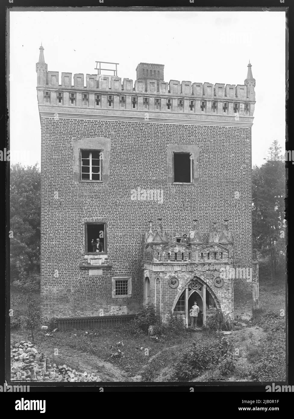 Rzemień Tarnów and Lubomirski Castle, External View Facade Facade ...