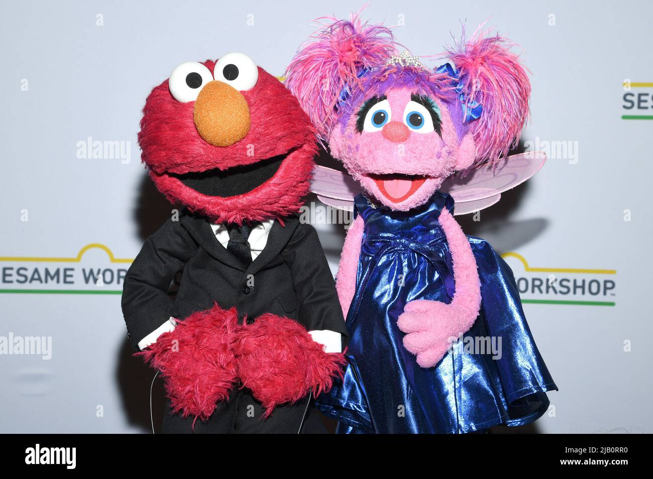 New York Usa 01st June 2022 Sesame Street Characters Elmo And Abby Cadabby Attend The 2022