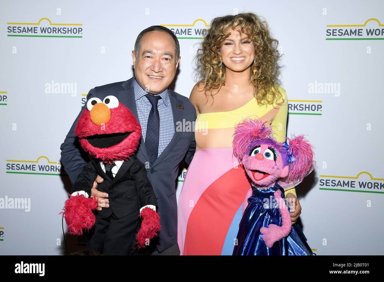 New York, USA. 01st June, 2022. Actor Alan Muraoka and Tori Kelly pose ...
