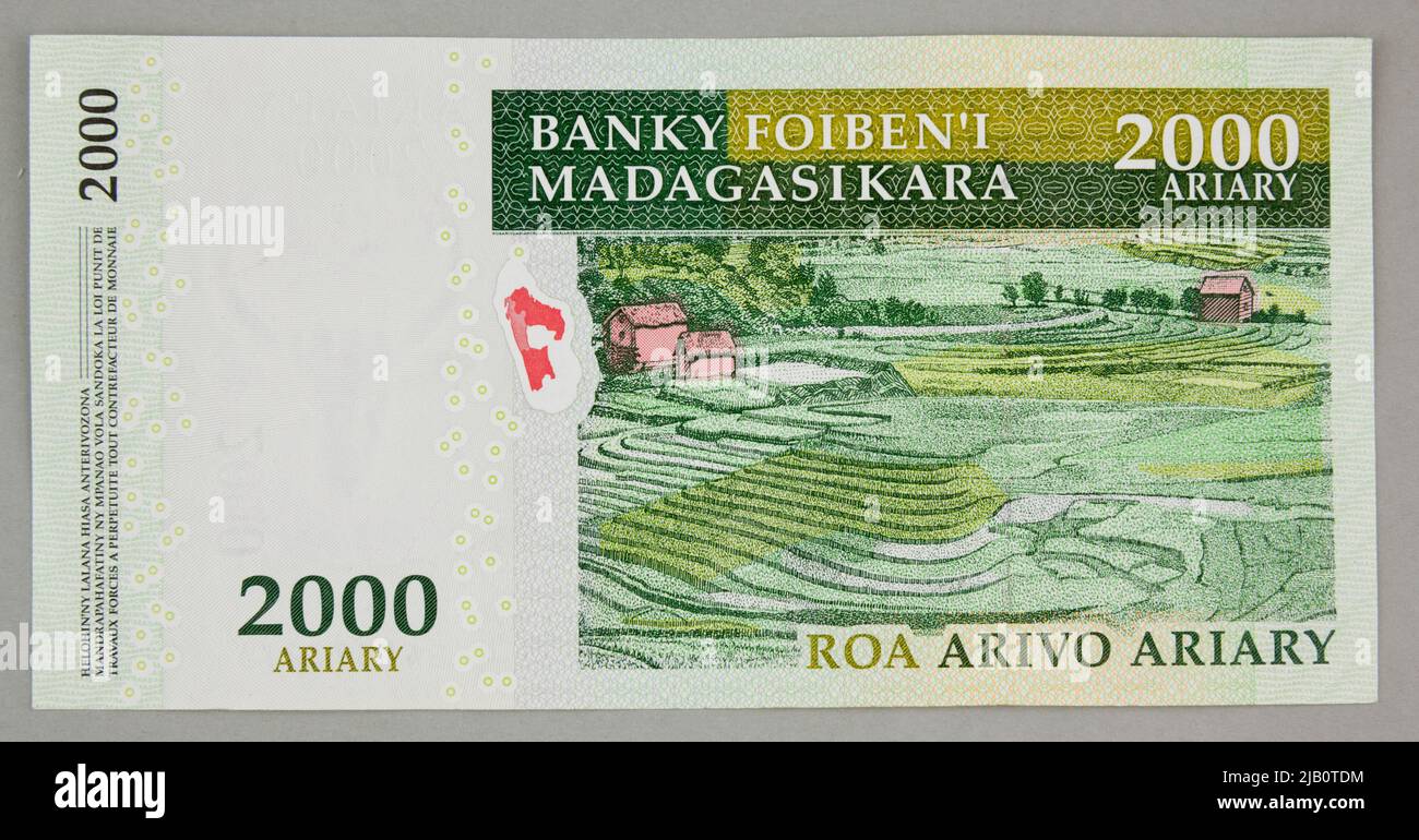 BankNot of 2 000 Ariary, Madagascar, B.R. (2008 Stock Photo - Alamy