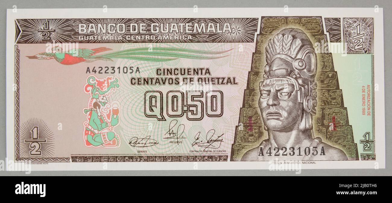 Banknot na 1/2 quetzal, Gwatemala; 4.01.1989 r. Canadian Bank Note Company Stock Photo - Alamy