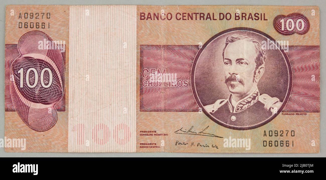 Brazilian banknote hi-res stock photography and images - Alamy
