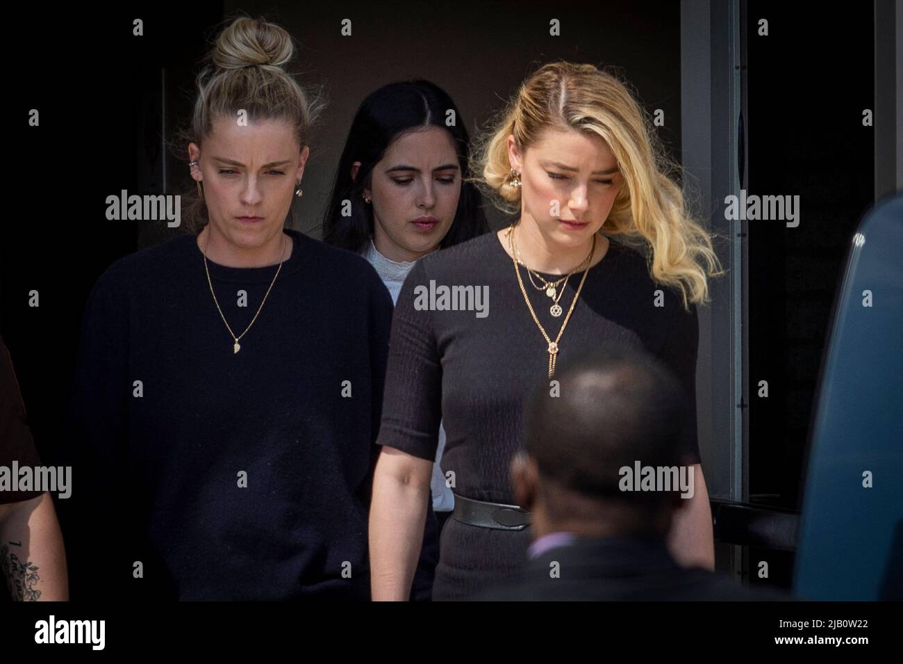 Amber heard and her sister whitney heard hi-res stock photography and ...