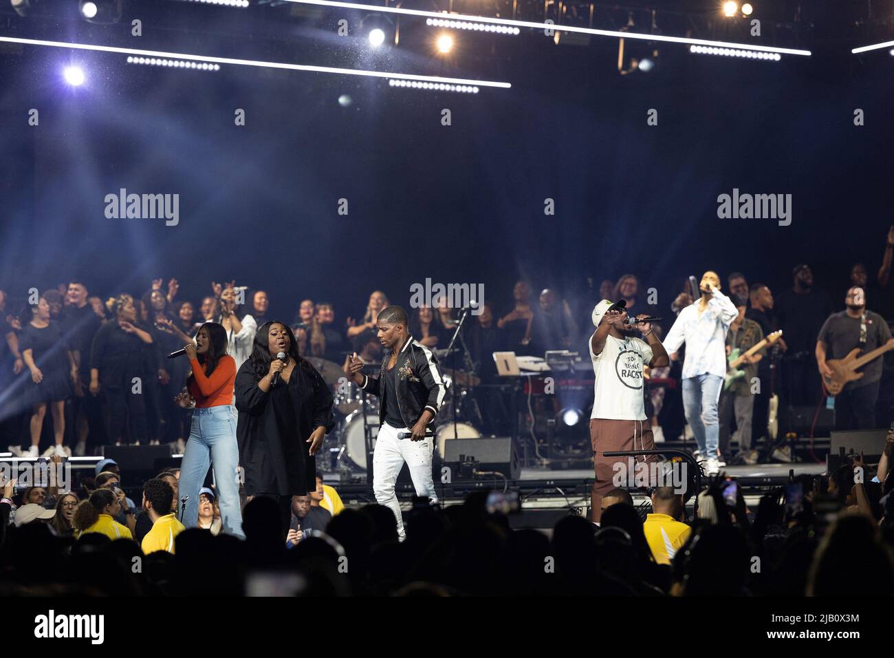 MIAMI, FL-JUNE 1: Members of Maverick City Music perform during the ...